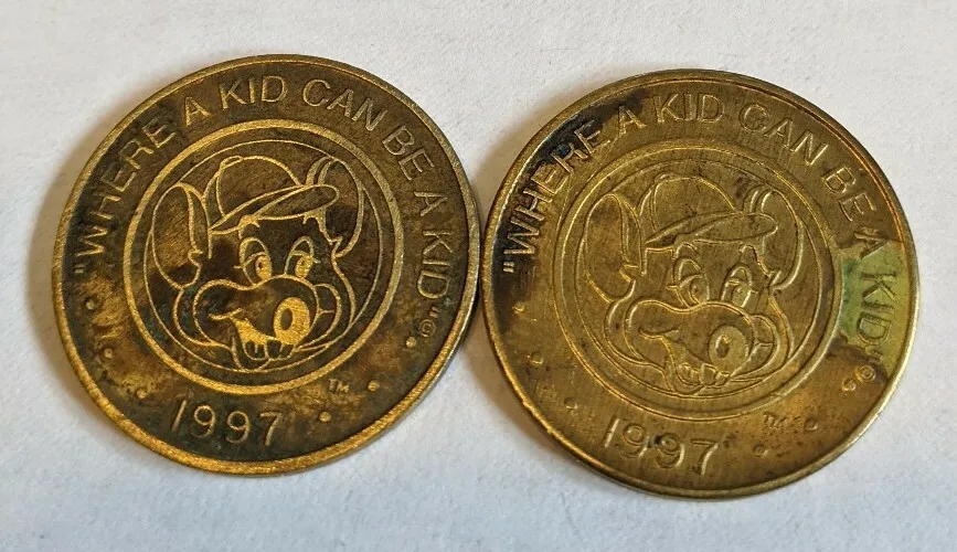 15 REASONS WHY CHUCK E. CHEESE'S IS THE COOLEST PLACE IN THE 80'S AND ...