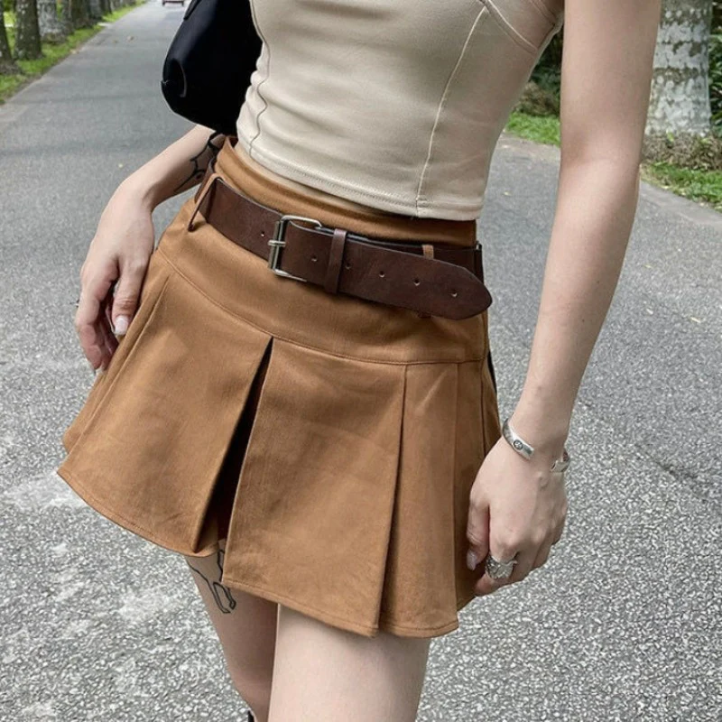 11 Y2K STYLES THAT STILL SLAY TO THIS DAY - Nostalchicks