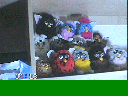 7 REASONS WE ALL WANTED A FURBY - Nostalchicks
